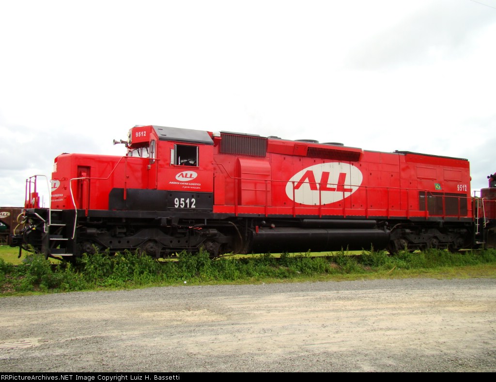 SD40-T2 9512 / EX-HLCX UNIT 6131